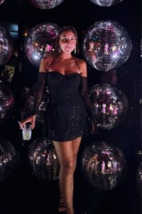 21 Groovy Disco Outfit Ideas to Shine In